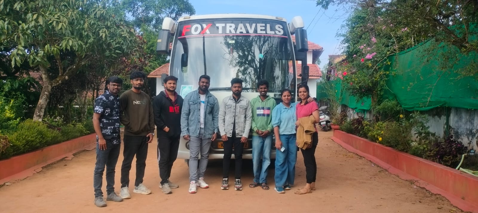 Taxi Services In Mysore - Mysore City Cabs For Local - Fox Travels